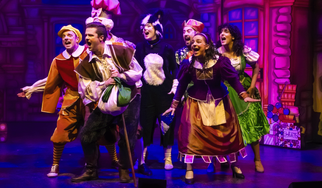 Meet the cast of Cinderella - Exeter Northcott Theatre